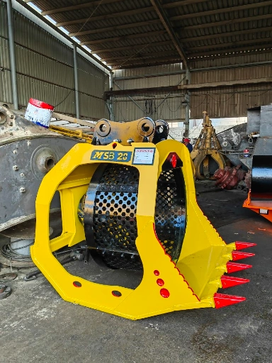 Vibratory Screening Bucket - Almaahad Engineering