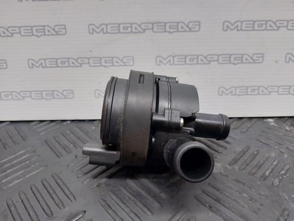 Water pump For DACIA Sandero II |Megapeças