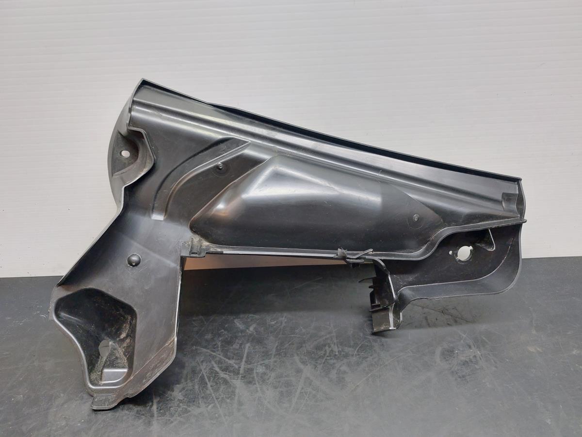 Plástico genérico para BMW 1 |Megapeças