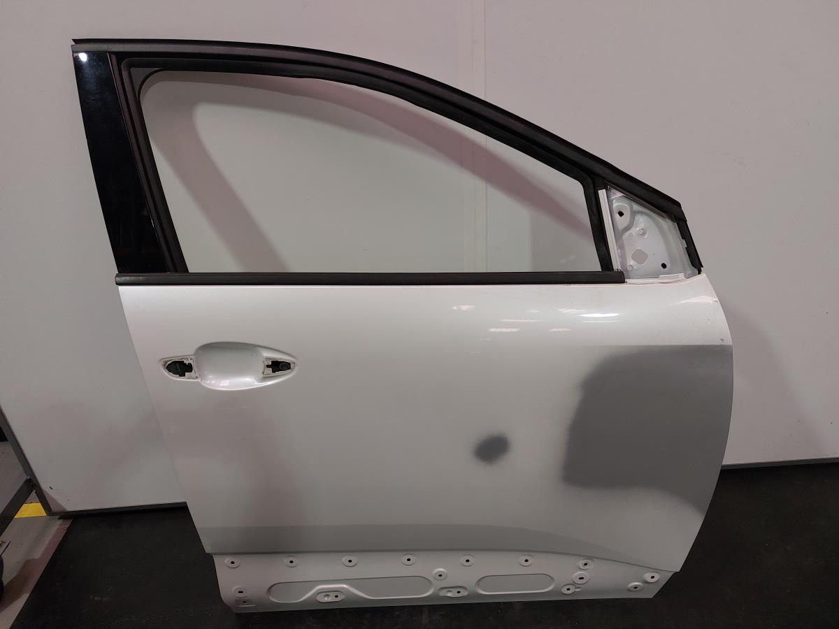 Porta frente direita para PEUGEOT 3008 II | Megapeças