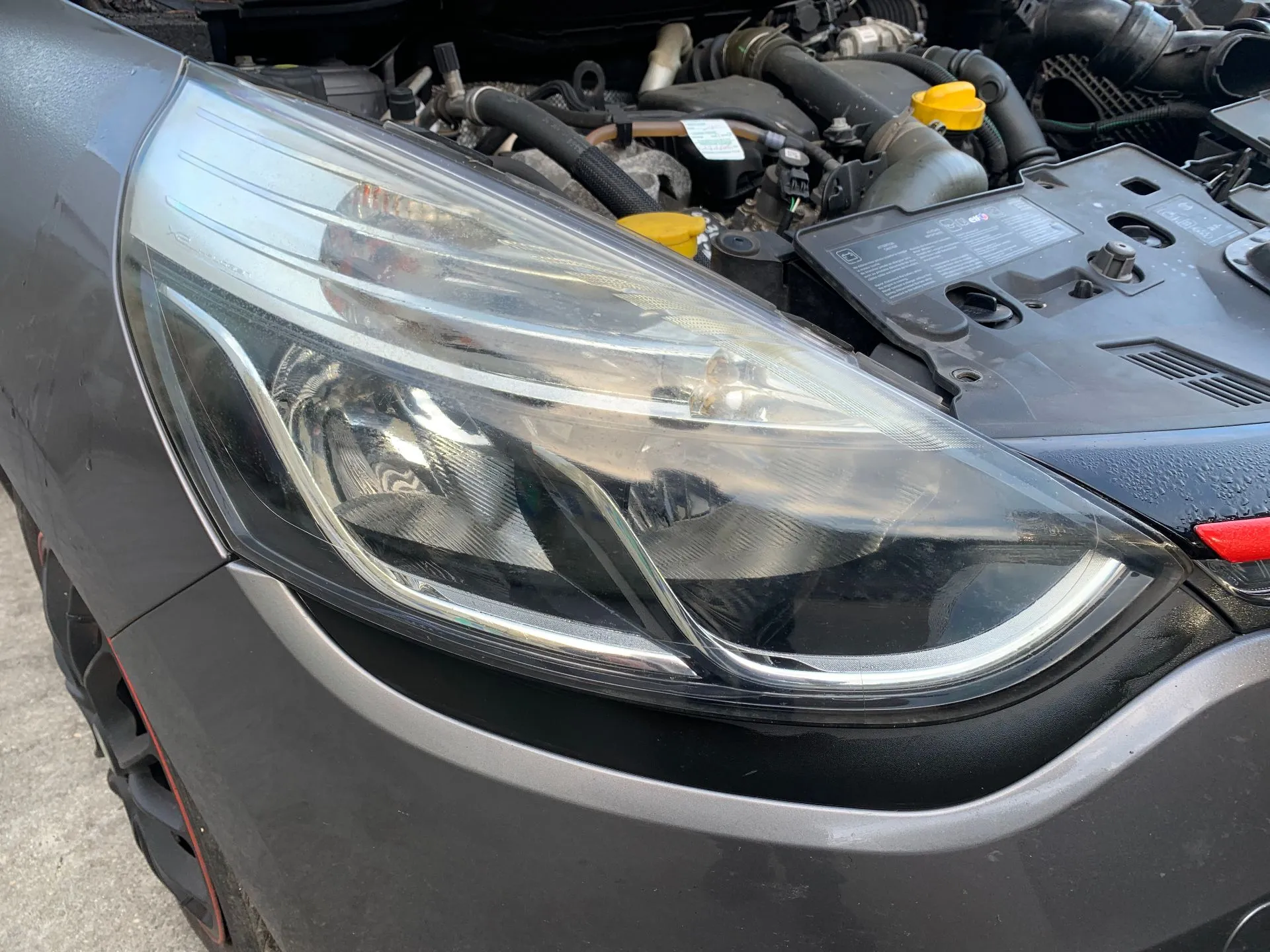 Ótica / farol direita para RENAULT Clio IV (BH_) Indisponível | Megapeças