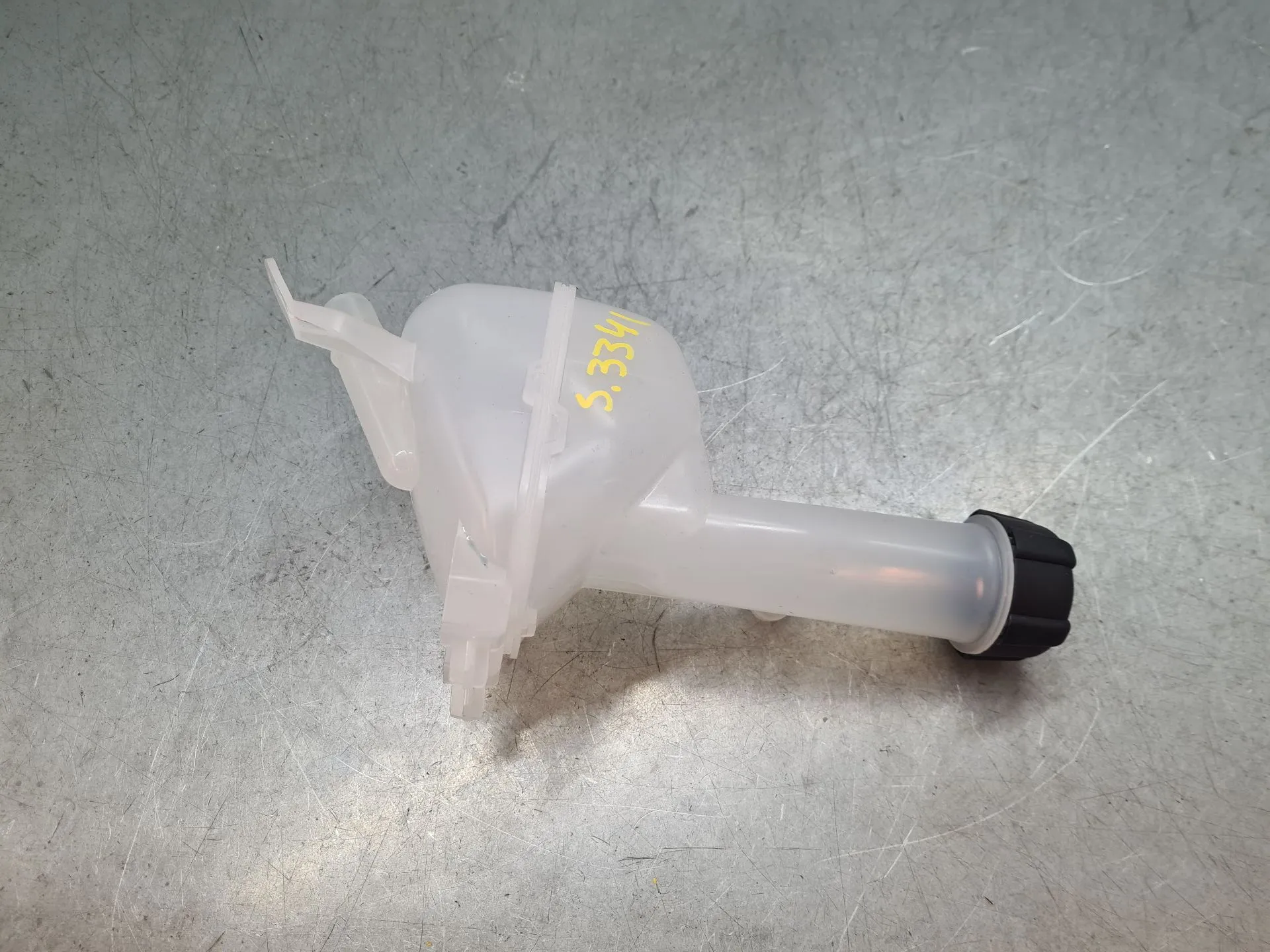Coolant reservoir of Collision for RENAULT Captur II 2020 - 2025 ...