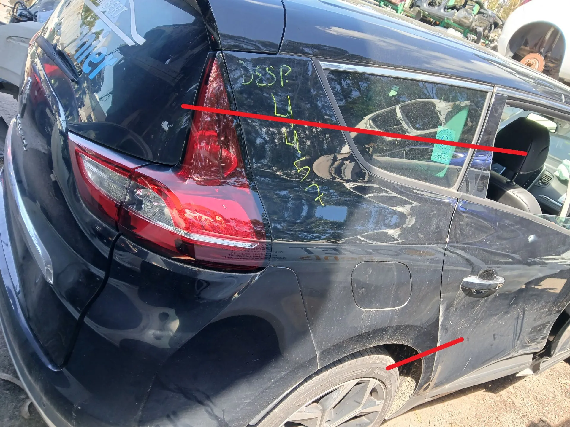 Collision: Right rear quarter panel for RENAULT Grand Scénic IV R9 in ...