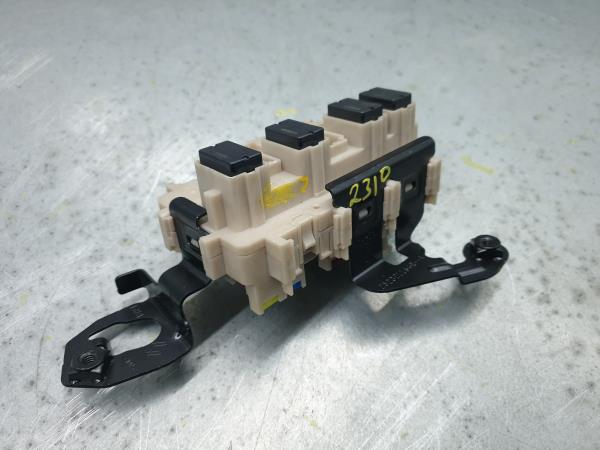 Part unavailable: Fuse box / SAM / BSI of Electrical and Electronic for ...