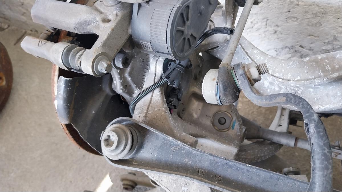 Left rear steering knuckle of Suspension for DS DS7 Crossback (J_) 2017 ...