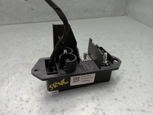 Battery Control Module / Charging Relay: RENAULT Megane IV Grandtour ...