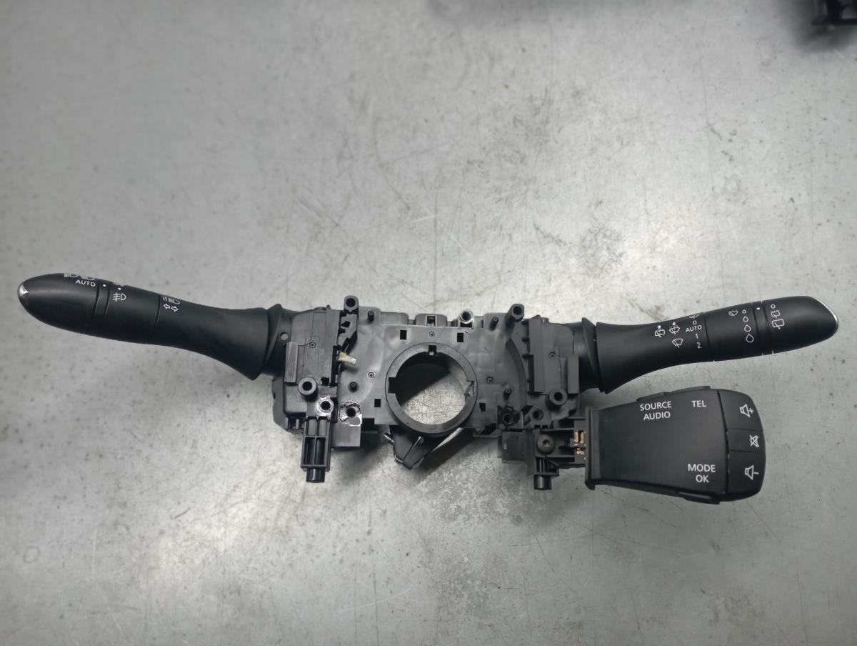 Light and wiper lever set: RENAULT Megane IV - 255678341R |Servcarros