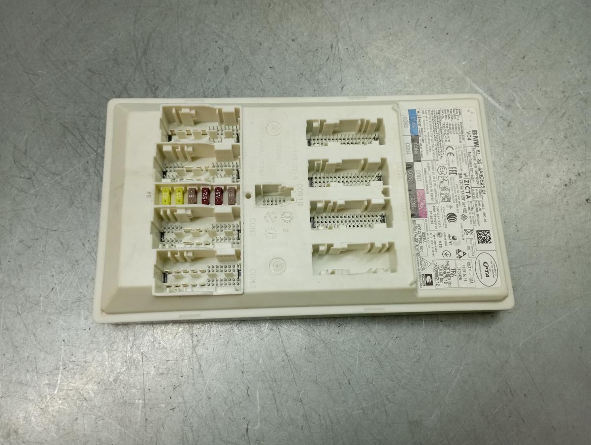Fuse box / SAM / BSI: BMW 1 - 61355A3CE2501 / BDC5701246374 |Servcarros