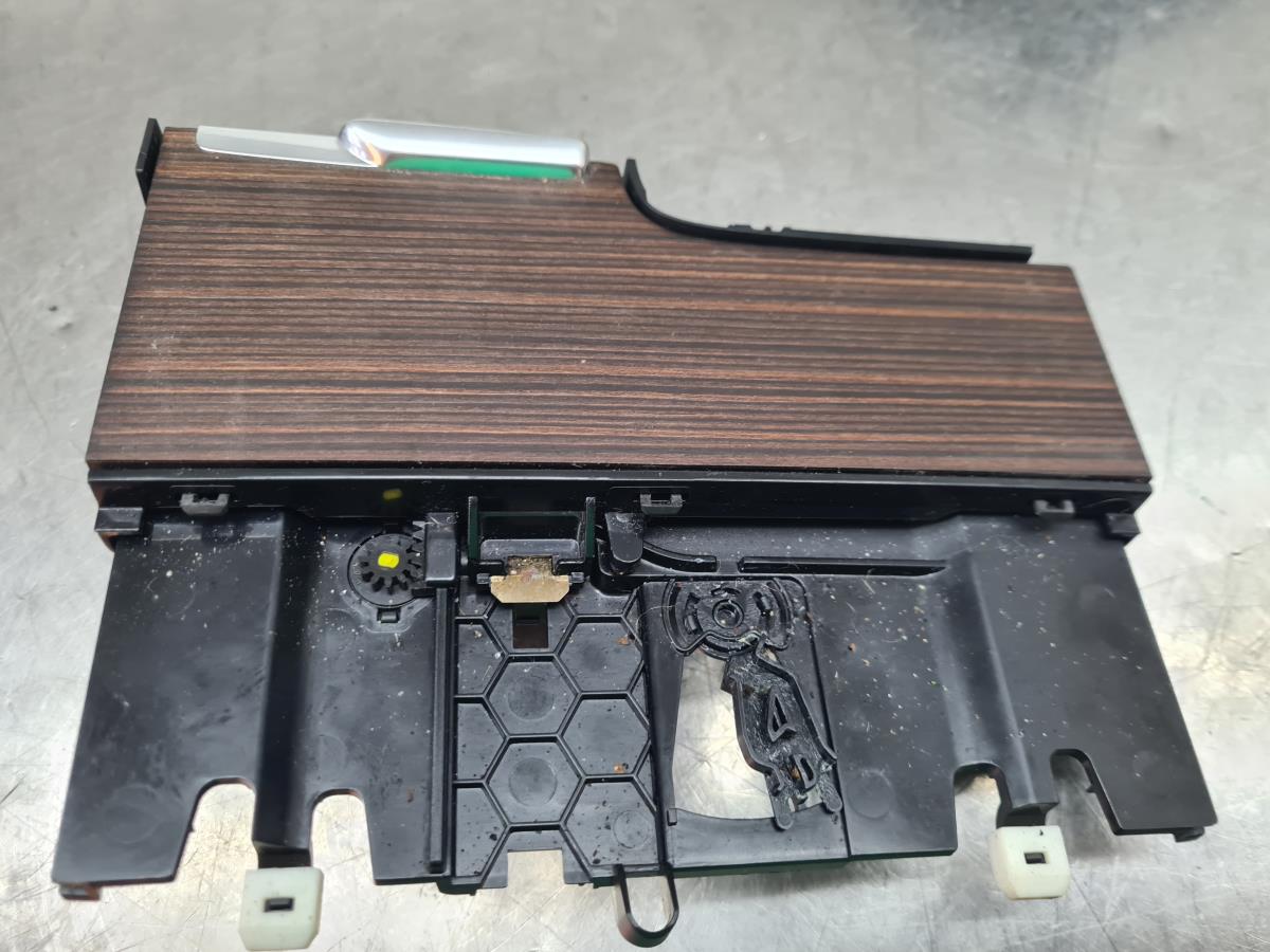 Cigarette Lighter Module of Electrical and Electronic for VOLVO XC60 II ...