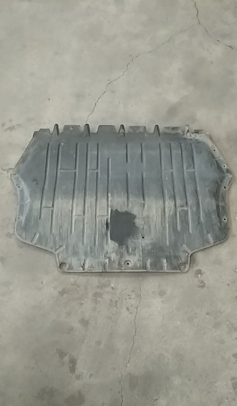 Blindagem inferior do motor: SEAT Leon - 1K0825237AF