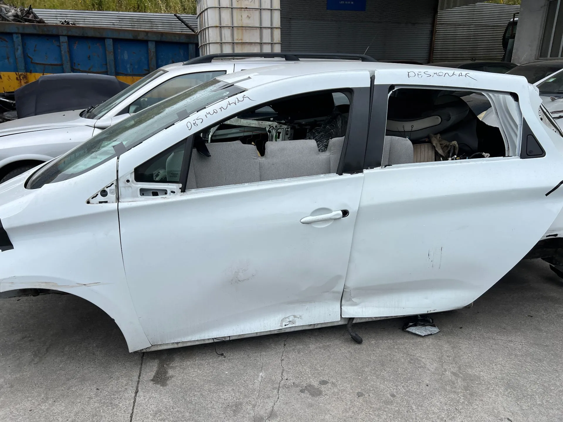 Viatura RENAULT Zoe (BFM_) para Peças - Renovepeças