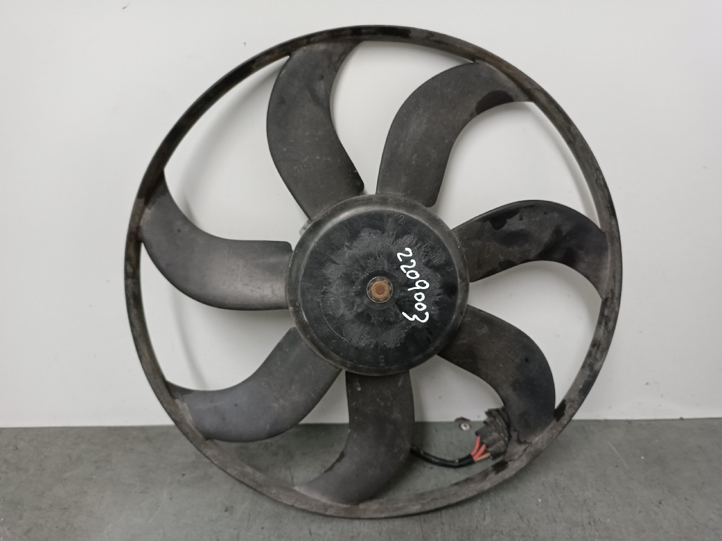 Radiator Fan para VOLKSWAGEN POLO Van - Rodapeças