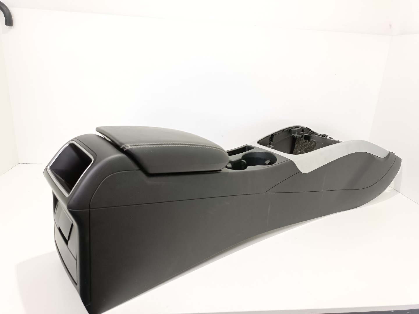 Apoio de Braço AUDI A4 Avant (2007- 2015) com Garantia | Rodapeças