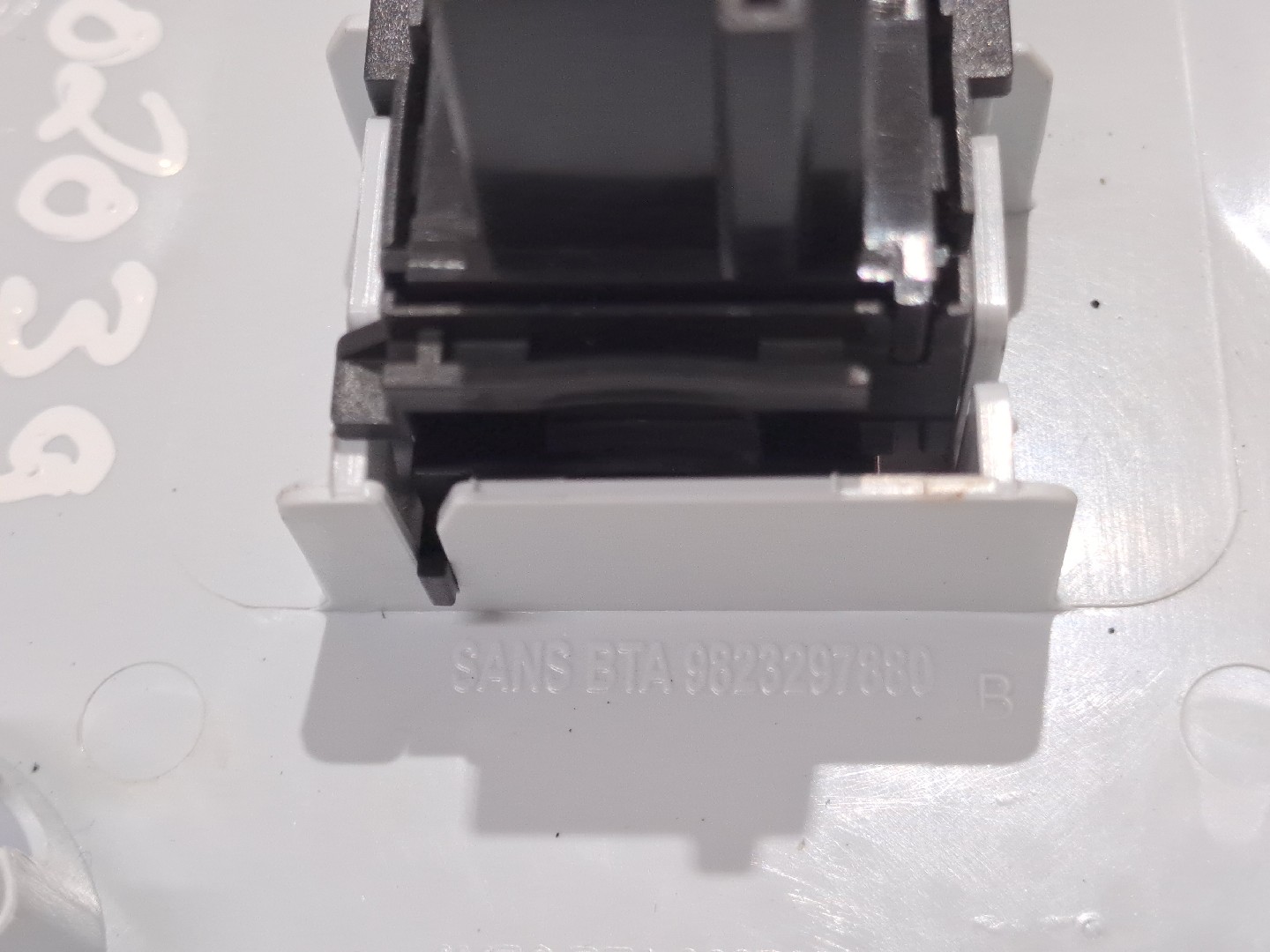 Plafonier OPEL MOKKA 06.20- (2020- 2024) com Garantia | Rodapeças