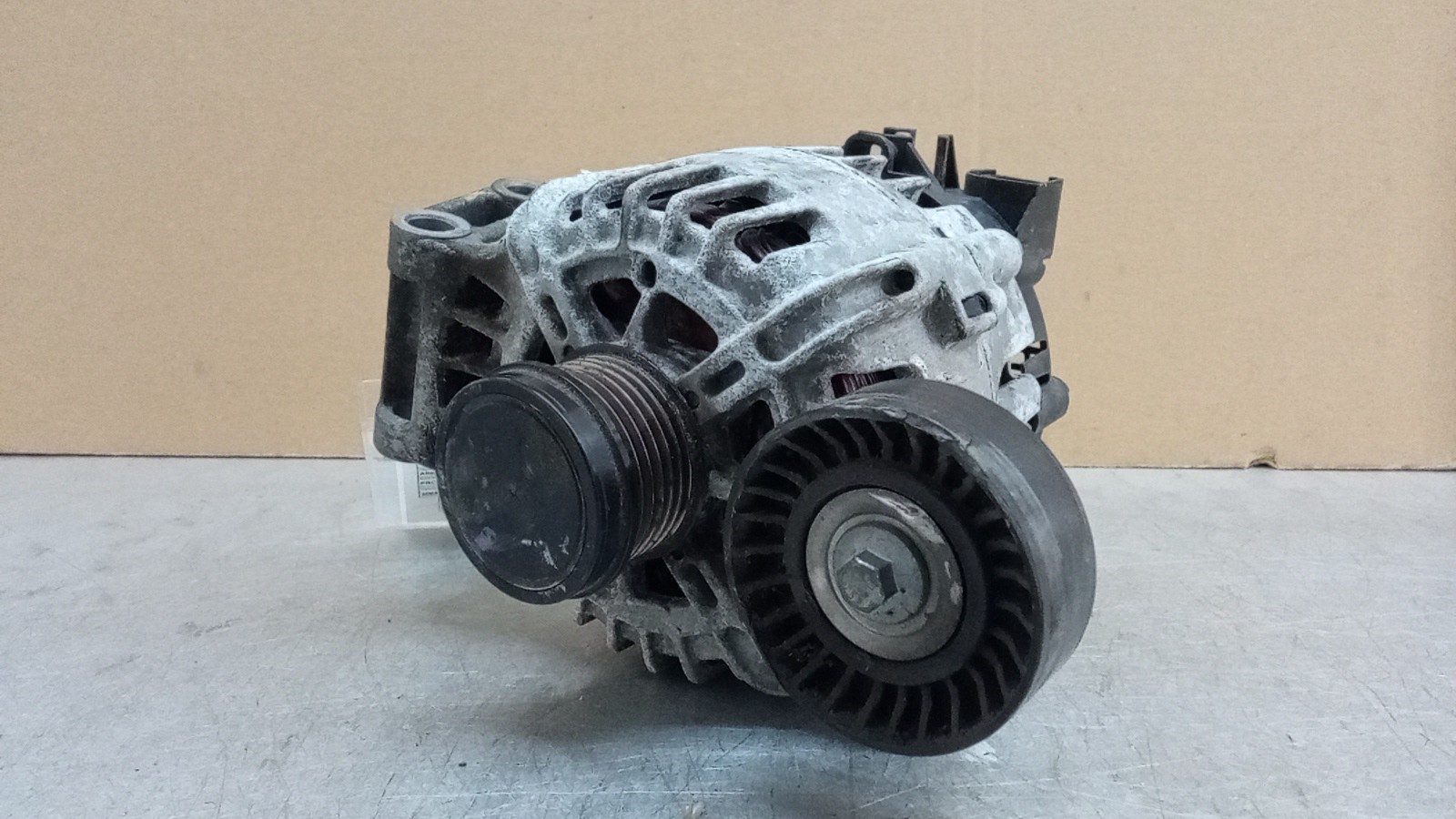 Alternador para VOLVO V40 Hatchback - Procarro