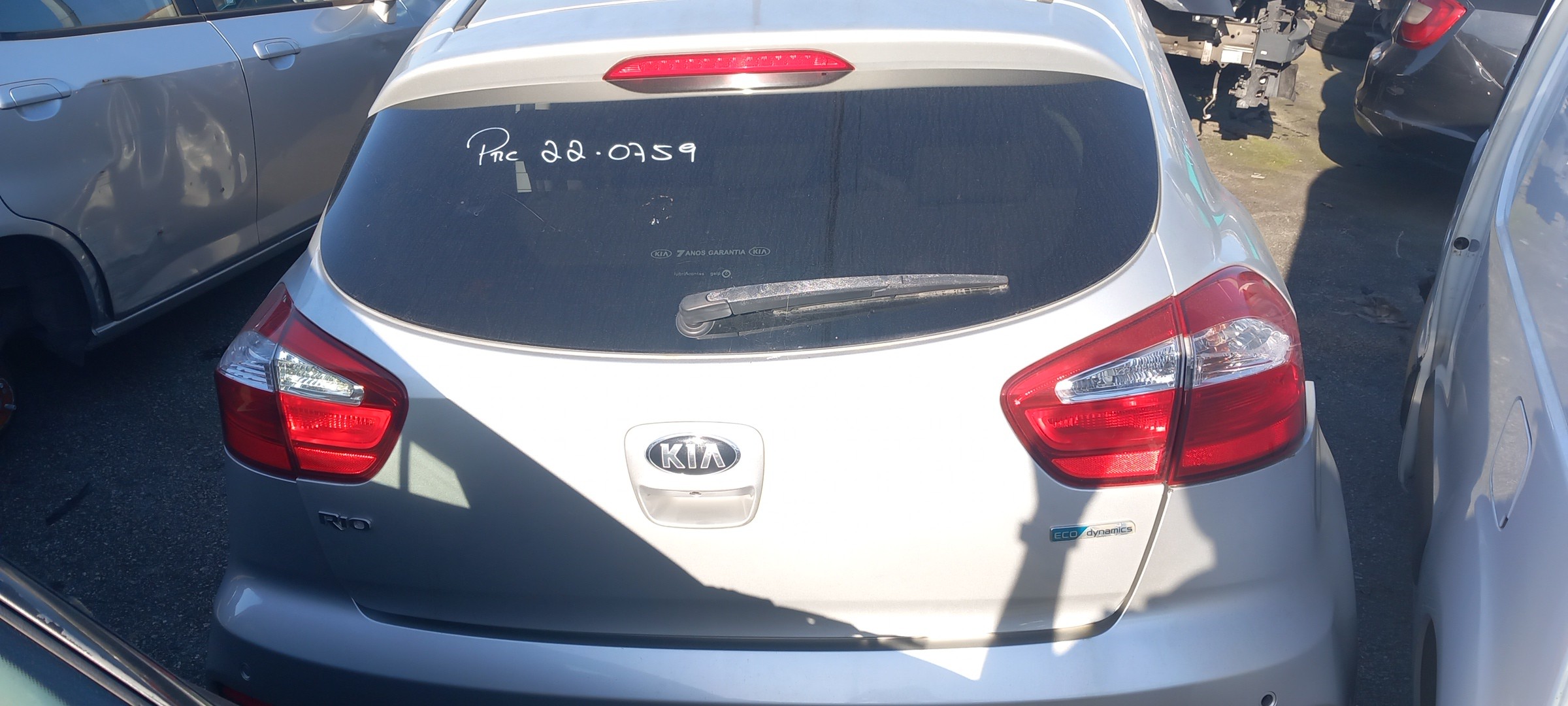 Tampa da Mala para KIA RIO III - |Procarro