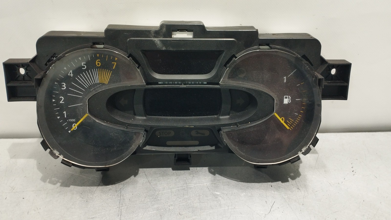 Instrument cluster for RENAULT CAPTUR I - Procarro