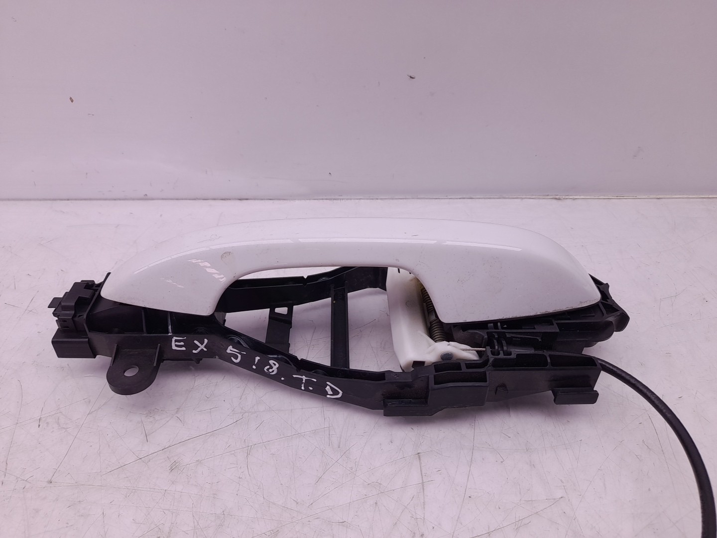 Puxador / muleta exterior tras direito