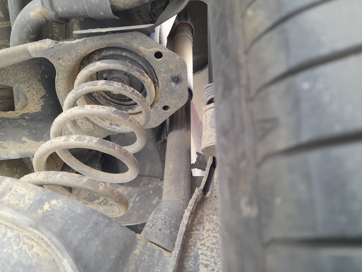Volvo v50 rear suspension store