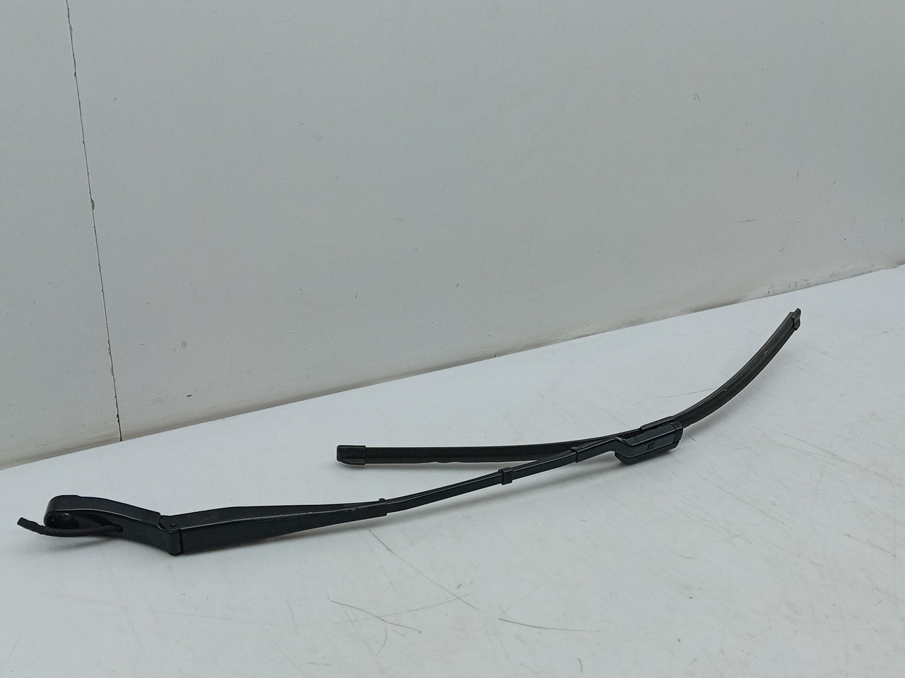 Left Windshield Wiper Arm for DS DS 7 Crossback - Ambiponto