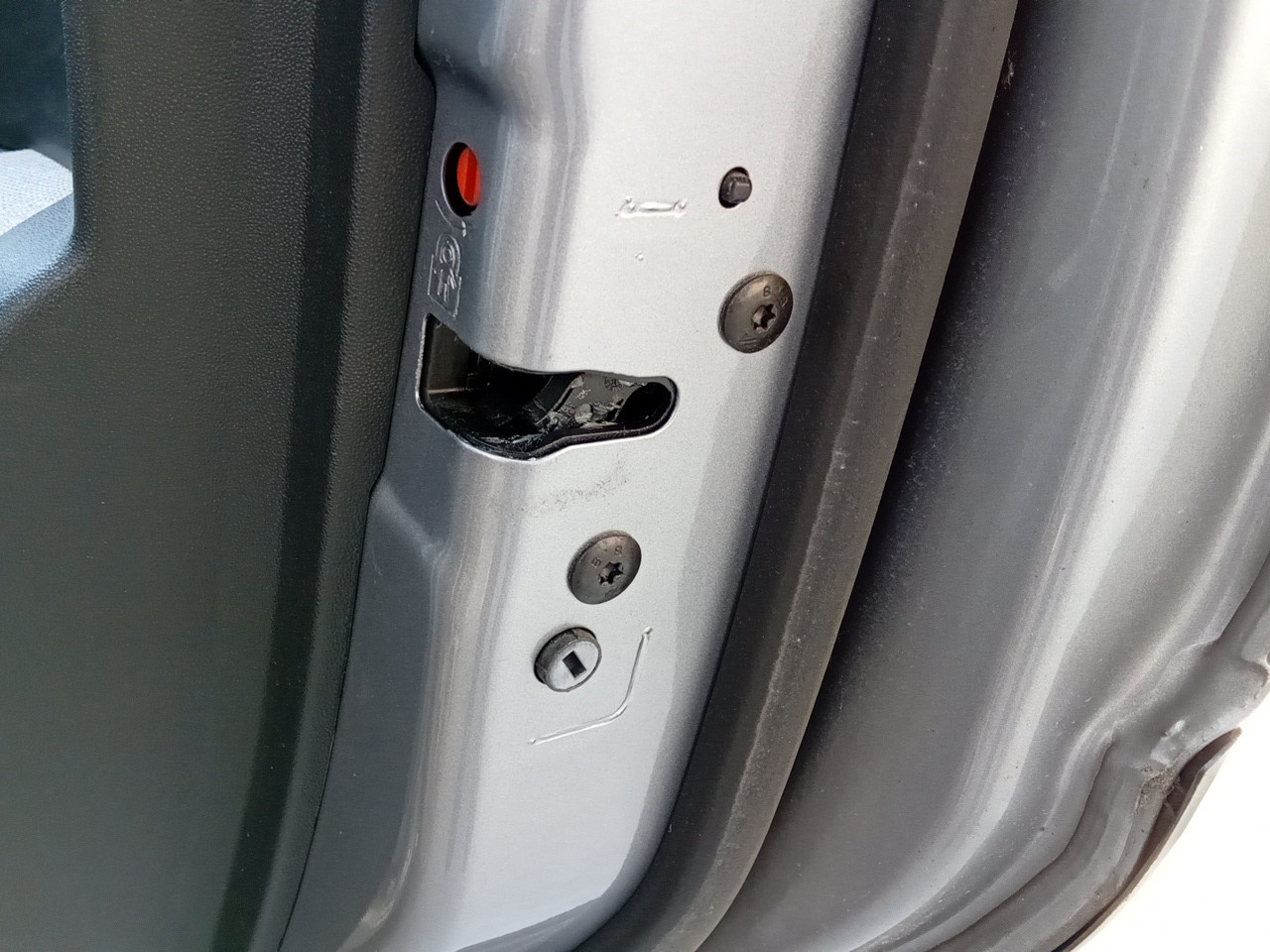 Cerradura Trasera Derecha