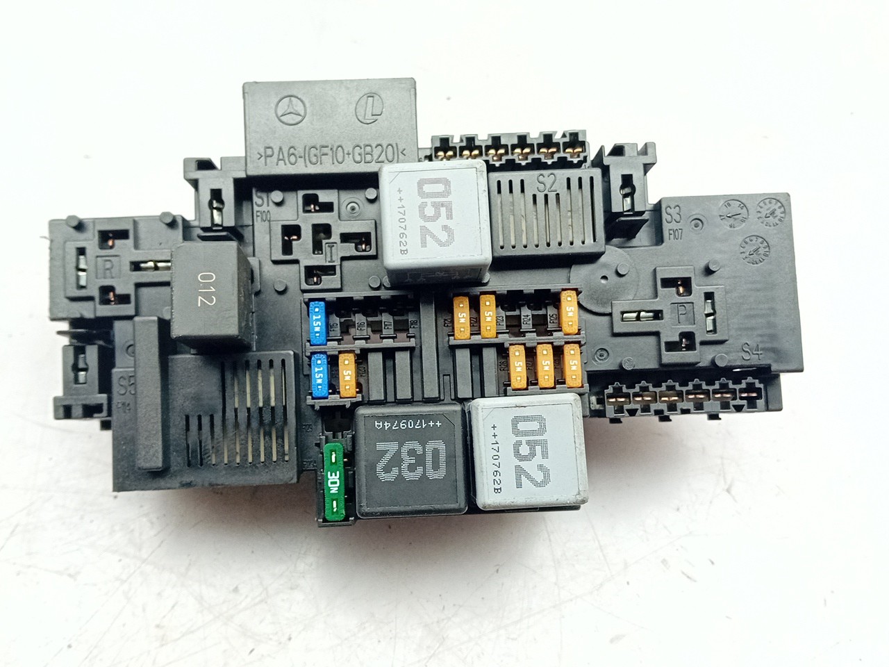 Boîte à fusibles SAM pour MERCEDES-BENZ C-CLASS - Ambiponto