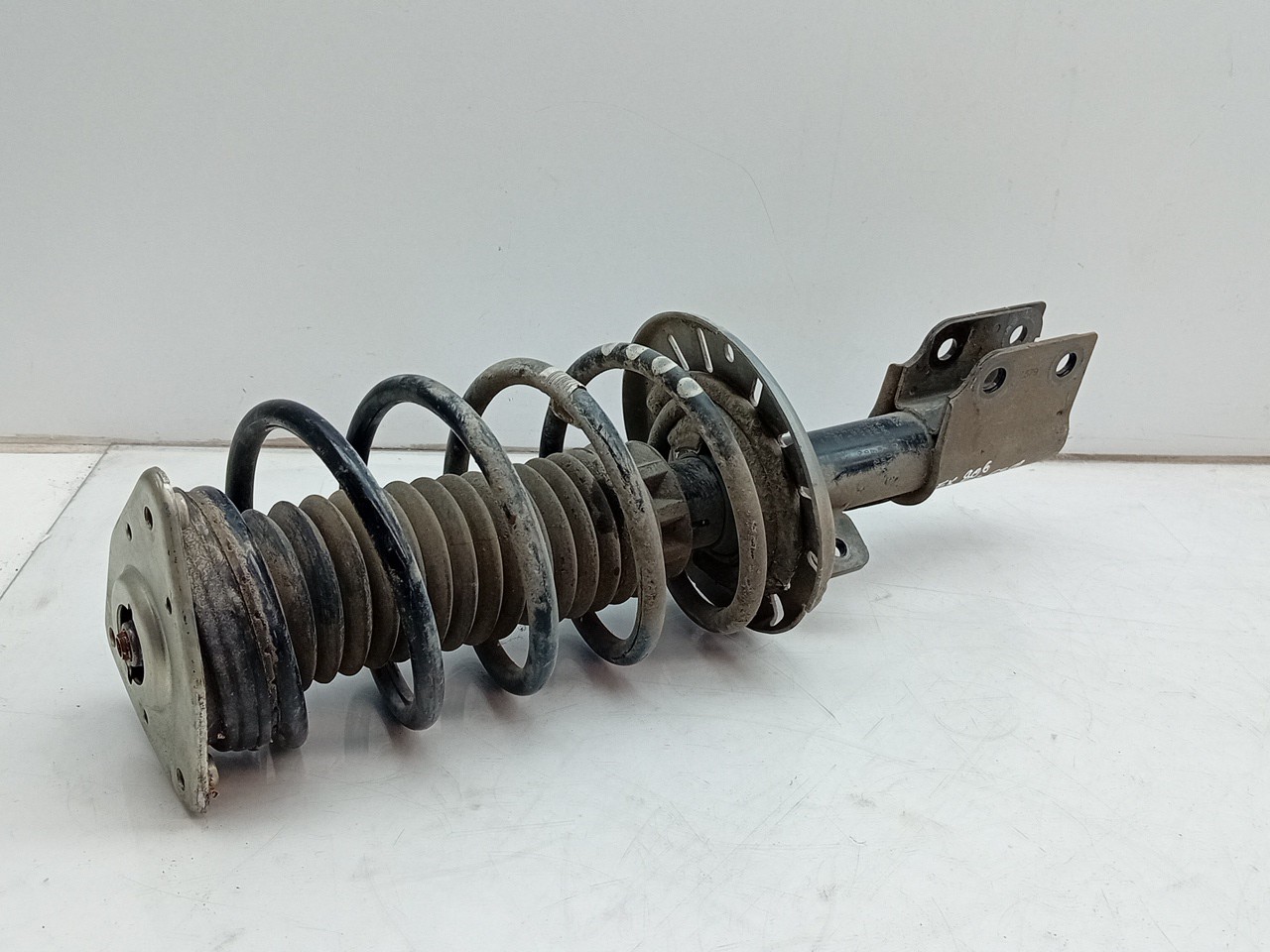 Left Front Suspension Damper for CITROEN C4 Grand Picasso II - Ambiponto