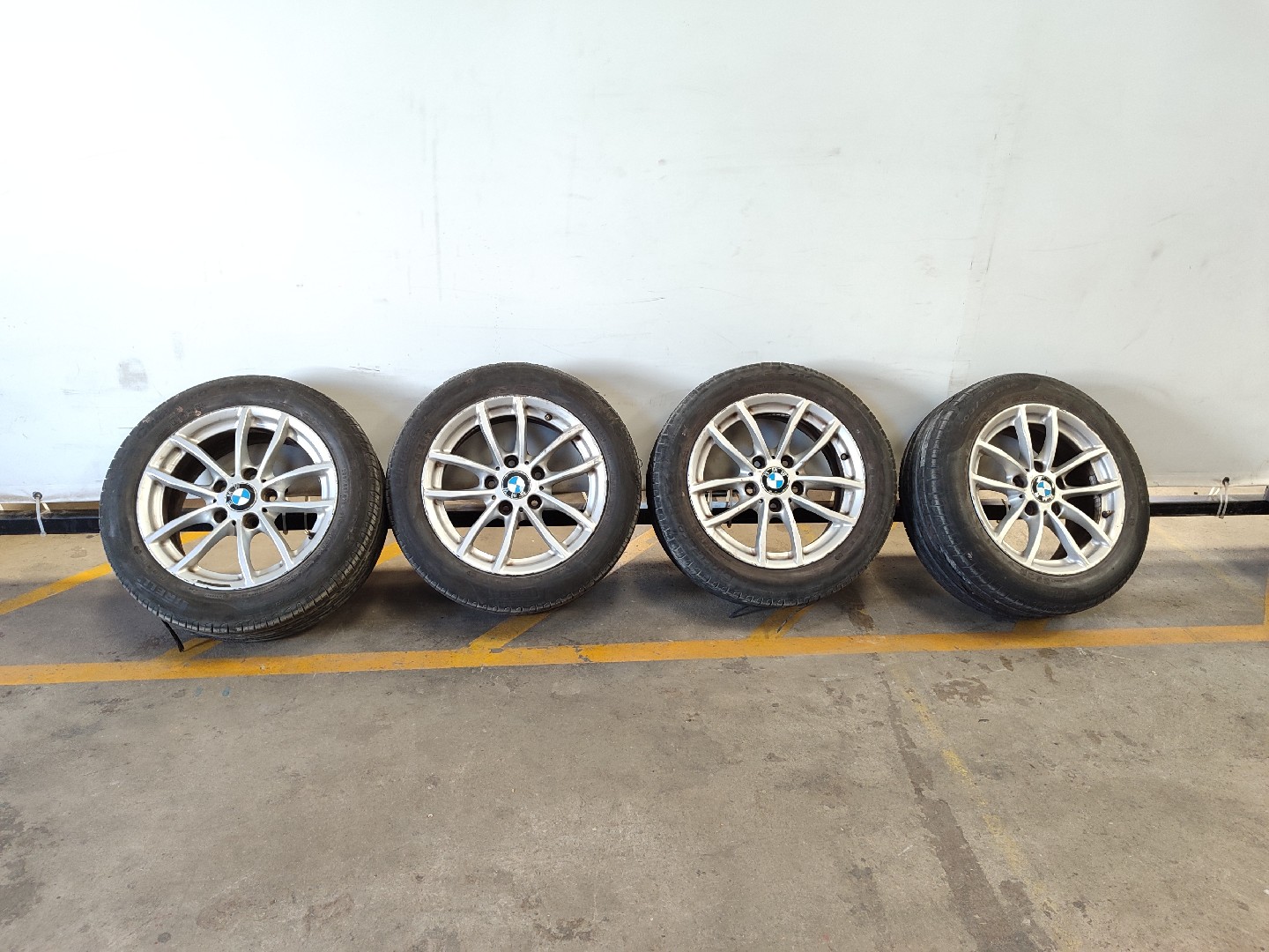Conjunto de jantes: BMW 1 - 205/55 R16