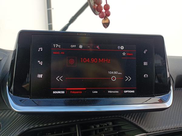 Display: PEUGEOT 208 II - 983812968001