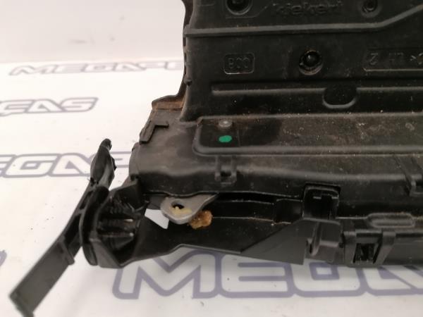 Fecho Porta Frente Esquerdo para RENAULT CAPTUR I |Megapeças