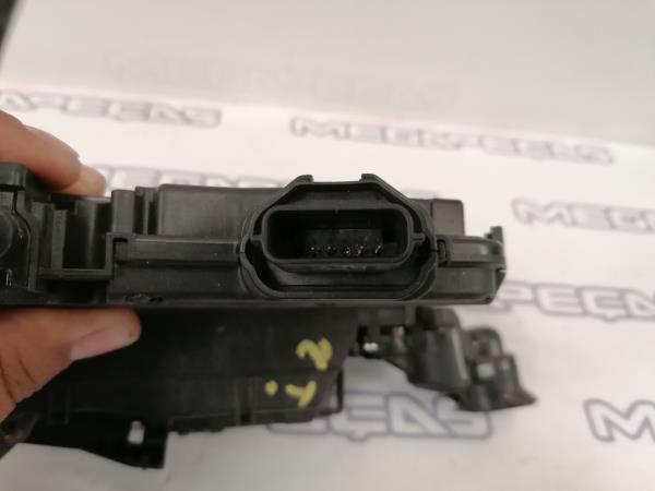 Fecho Porta Frente Esquerdo para RENAULT CAPTUR I |Megapeças