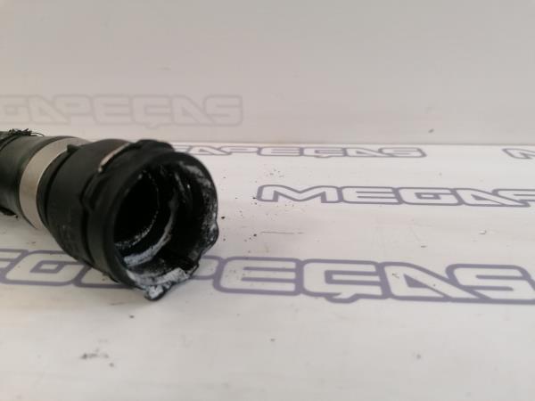 Tubo Borracha para MERCEDES-BENZ C-CLASS W205 - Megapeças