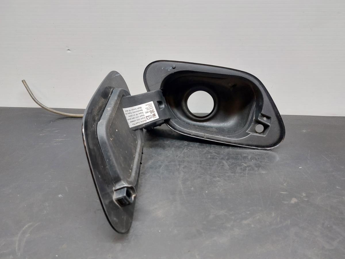 Tampa lateral depósito combustivel para VOLKSWAGEN GOLF VII |Megapeças