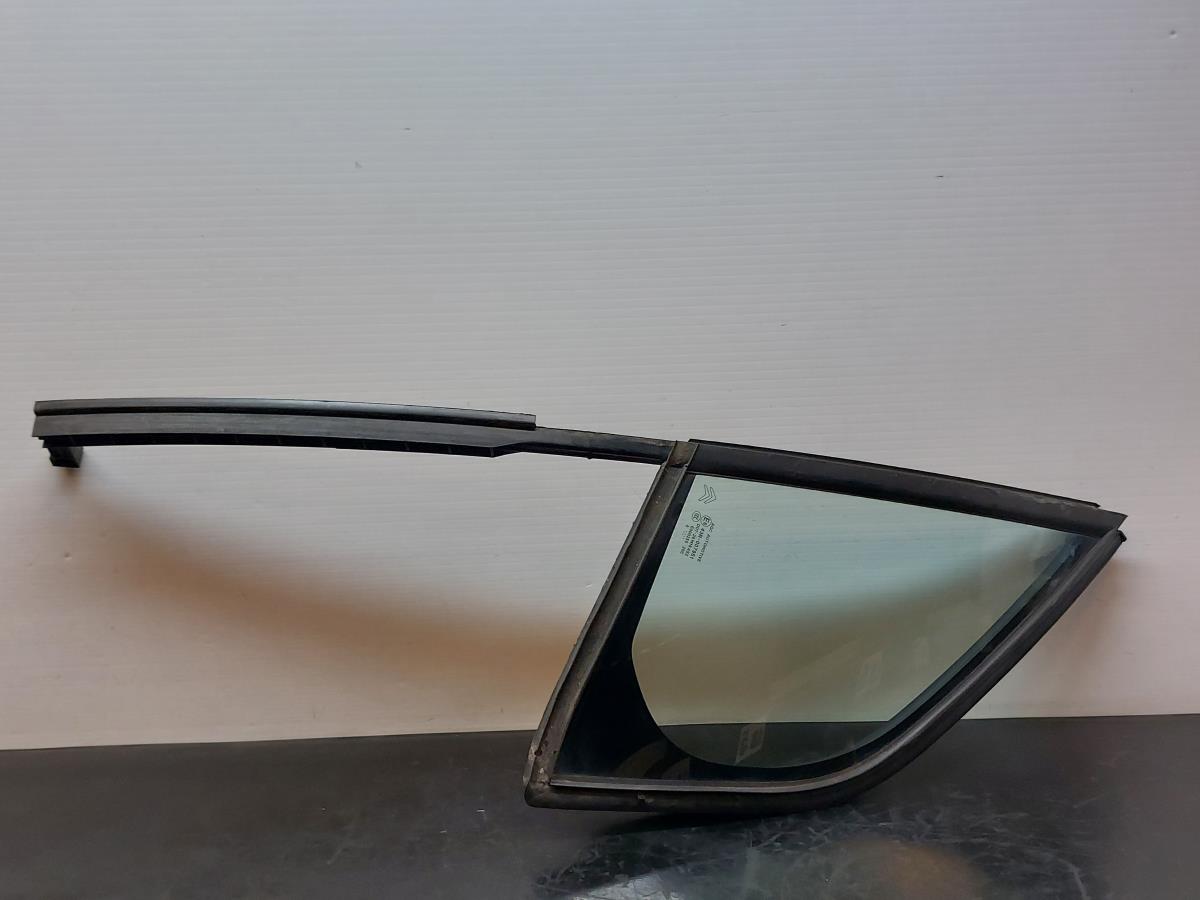 Vidro Triangular Frente Direito para CITROEN C3 II | Megapeças