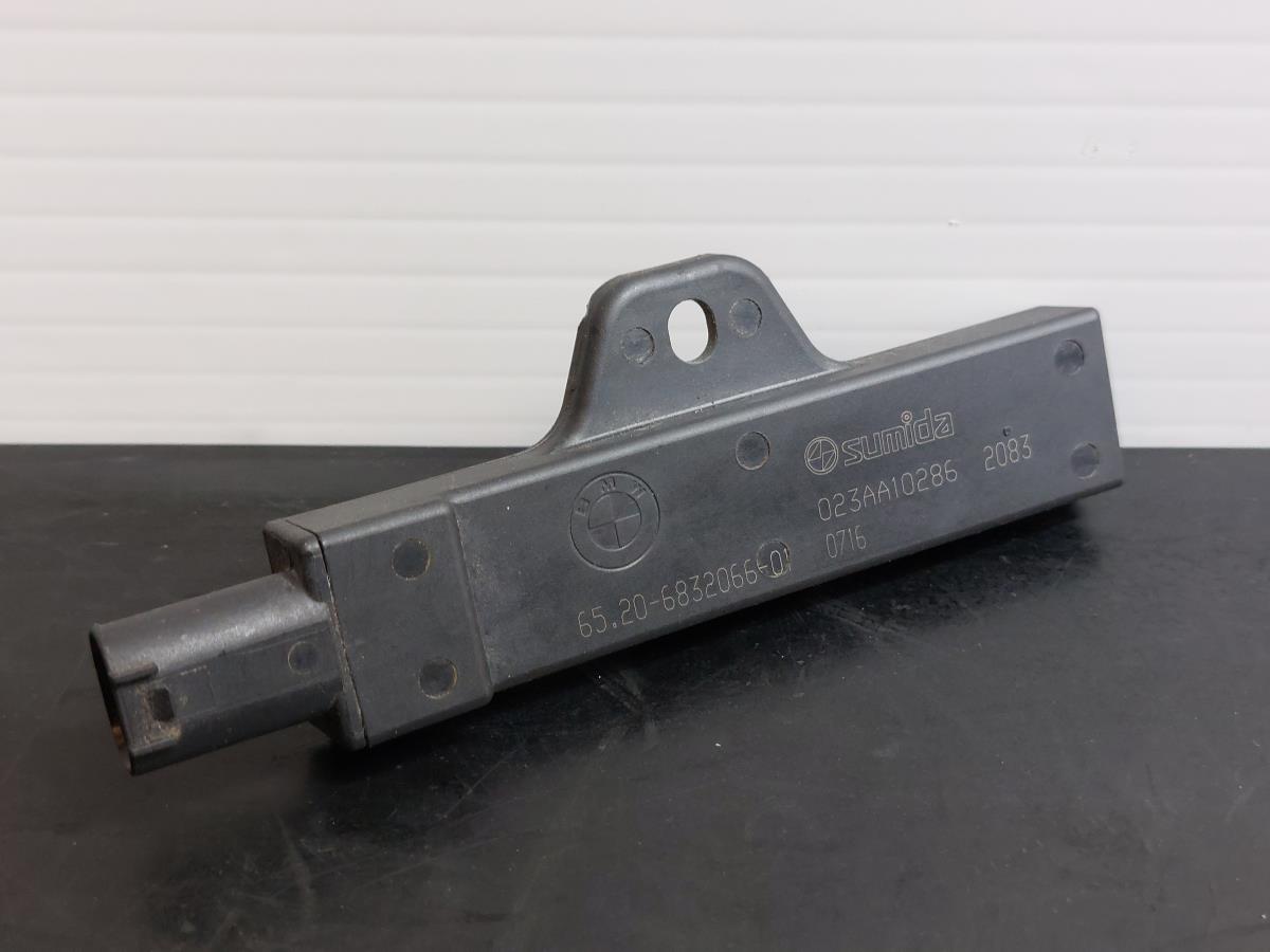 Amplificador Antena para BMW 1 |AthenaSoftware