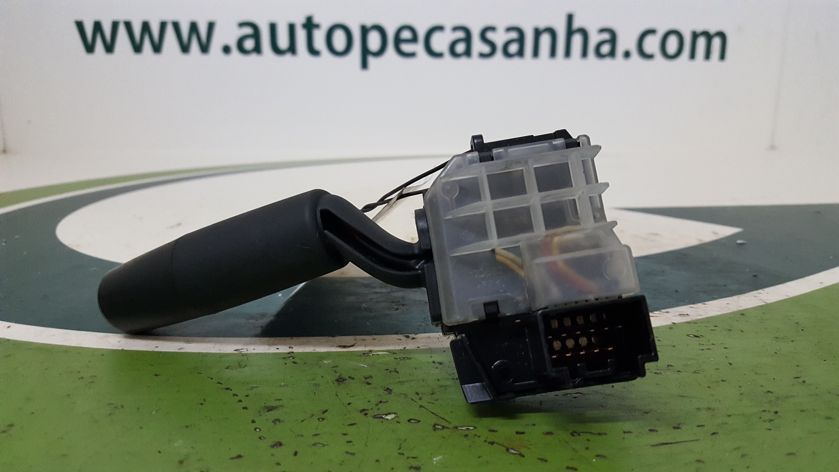 Manipulo de Escovas MAZDA 3 17D682 - Auto Peças D'Anha