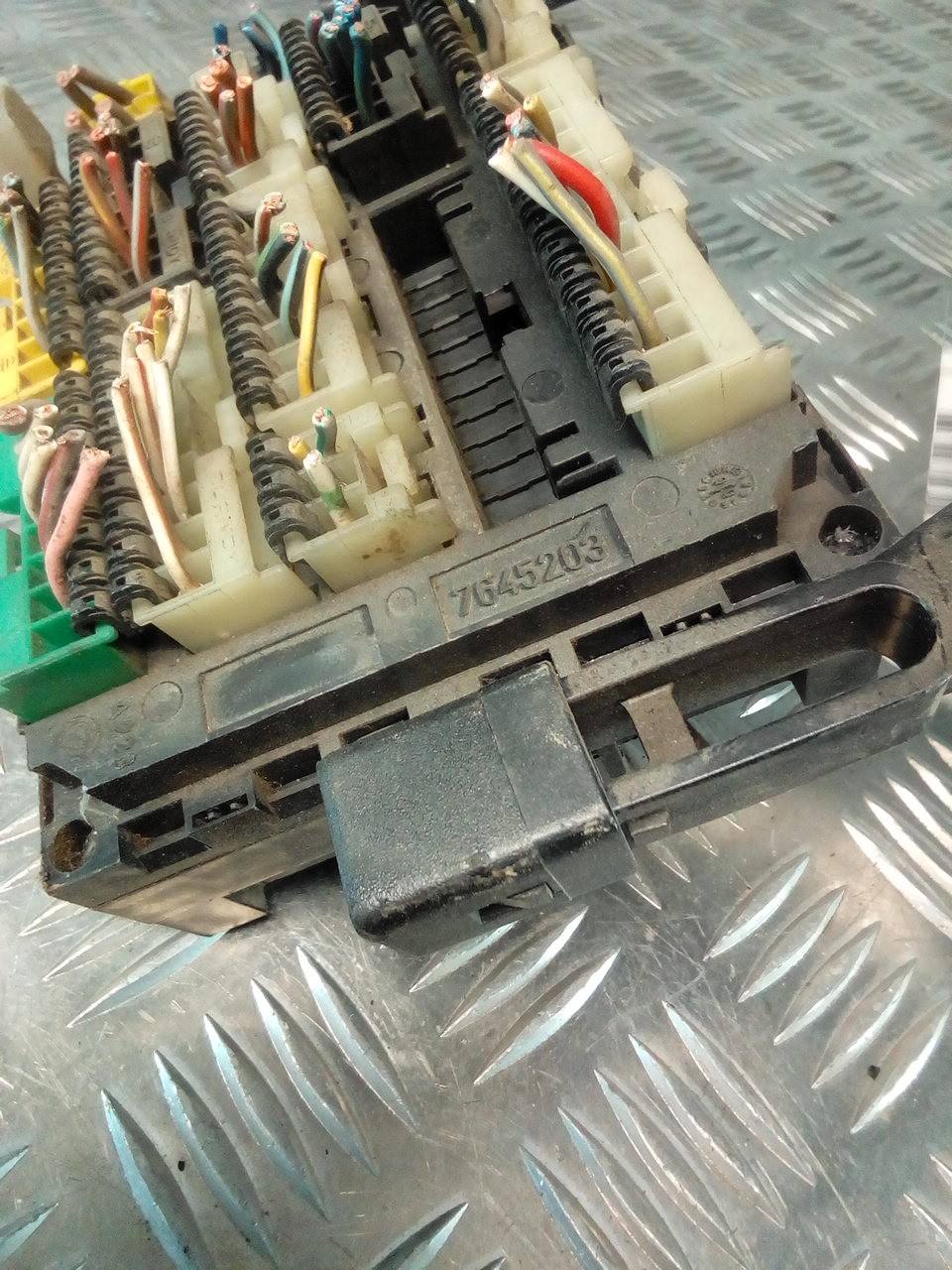 Fuse Box for FIAT UNO - Original Used Auto Parts With Warranty ...