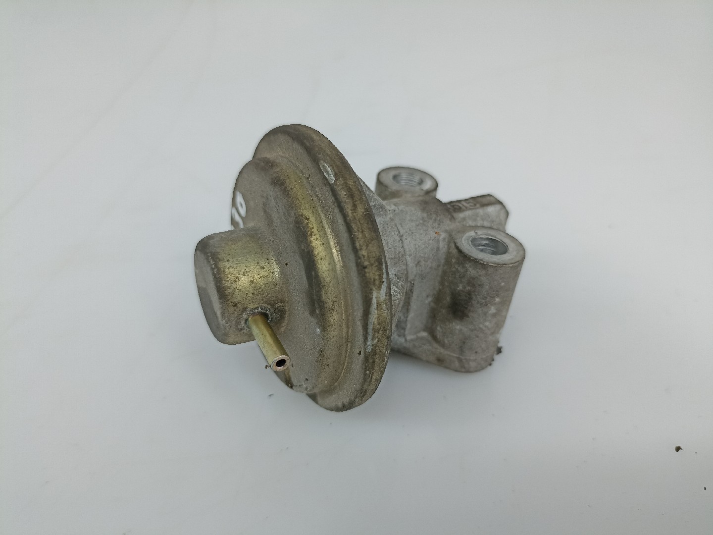 Valvula EGR para MITSUBISHI LANCER VI | Recife Peças Usadas