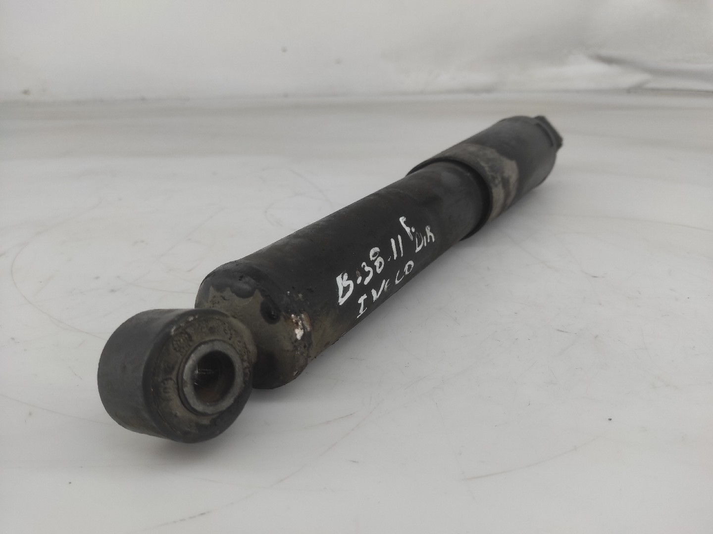 Right Front Shock Absorber for IVECO CHASSI BUS | Recife Used Parts