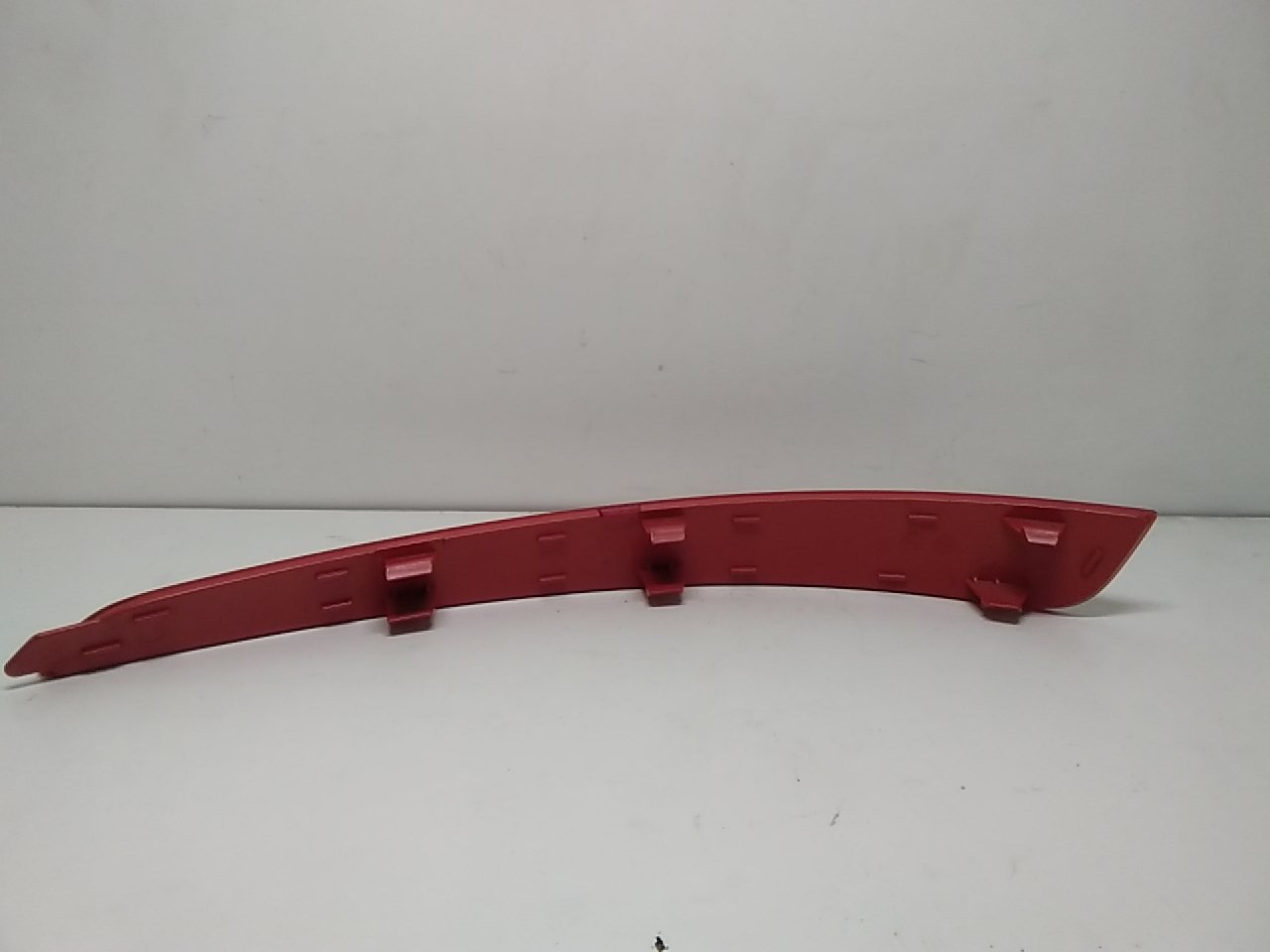 Refletor traseiro SKODA OCTAVIA III 5E9945105 - Motivauto