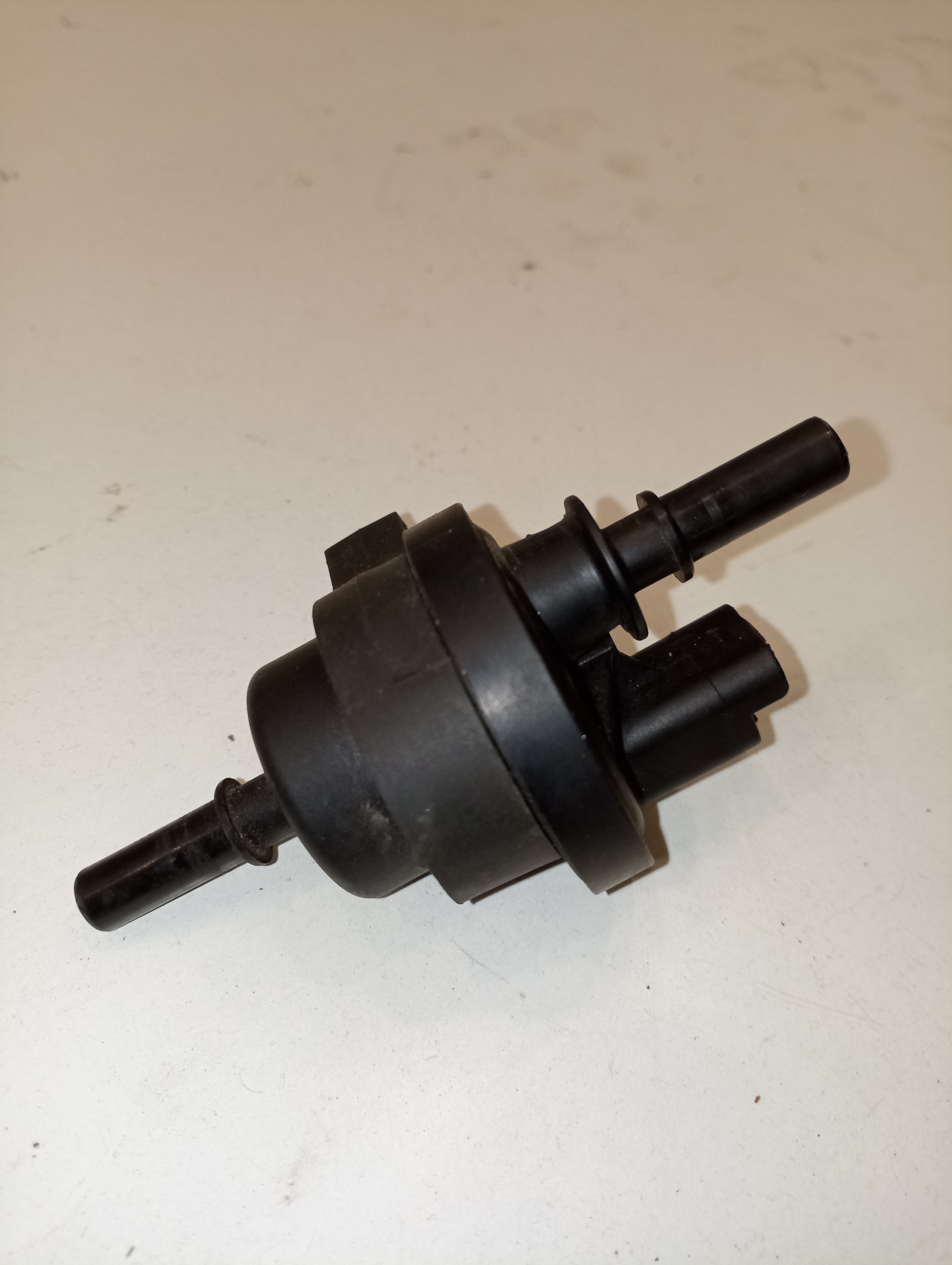 Válvula de vácuo RENAULT MEGANE II 2580119A - Motivauto