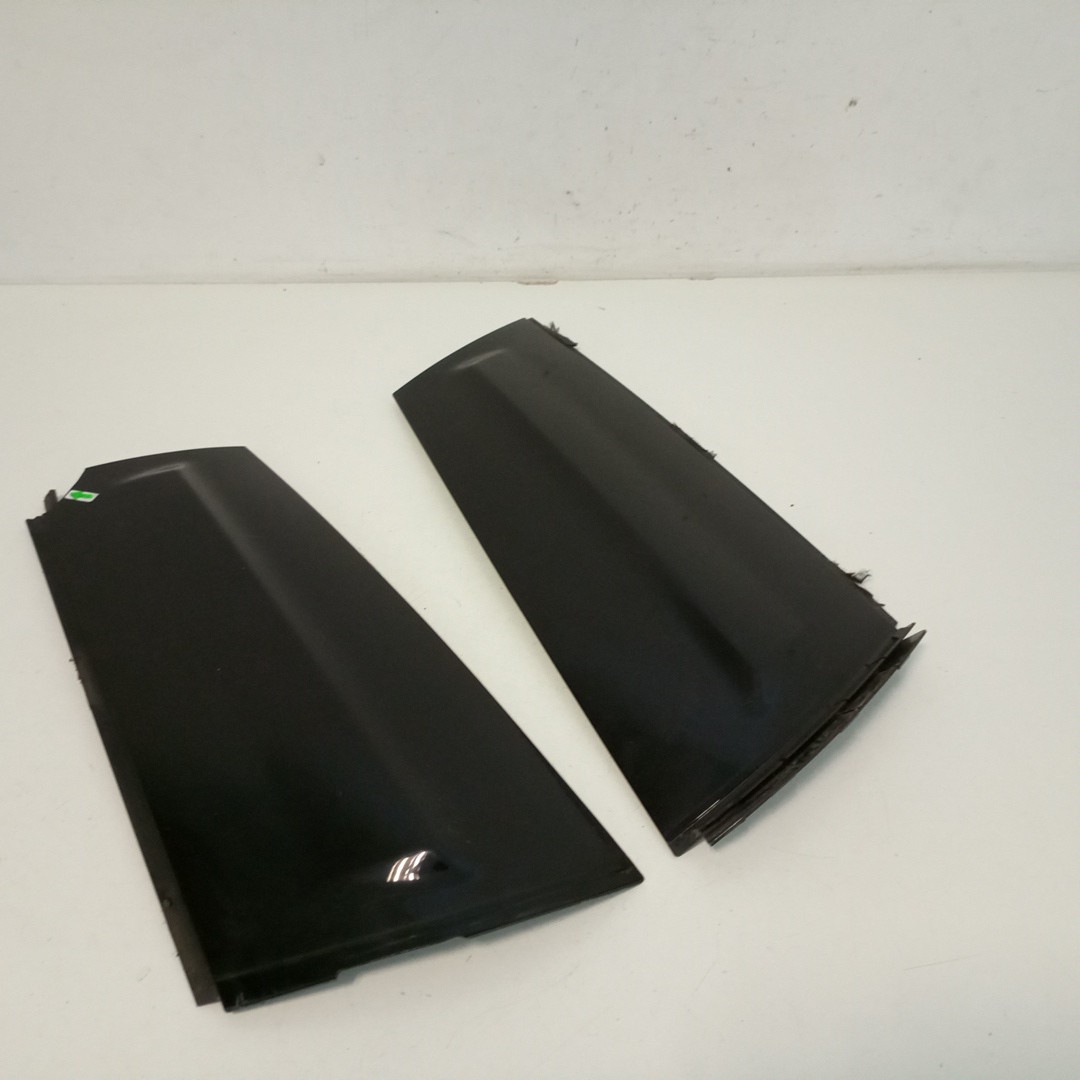 Moldura de pilar C MINI MINI 51137146101. 51137146102 - Motivauto