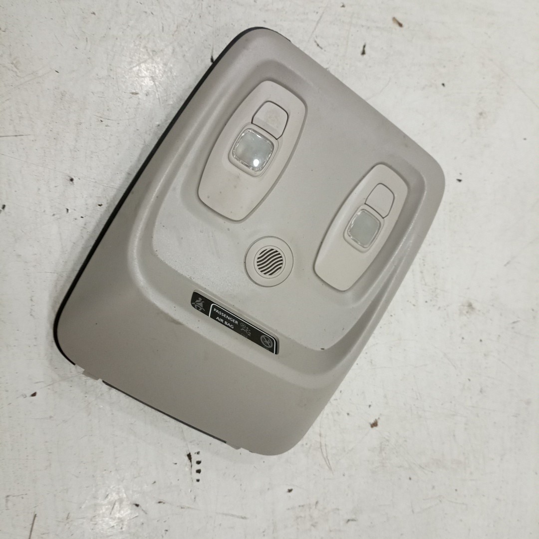 Plafonier interior frente - Motivauto