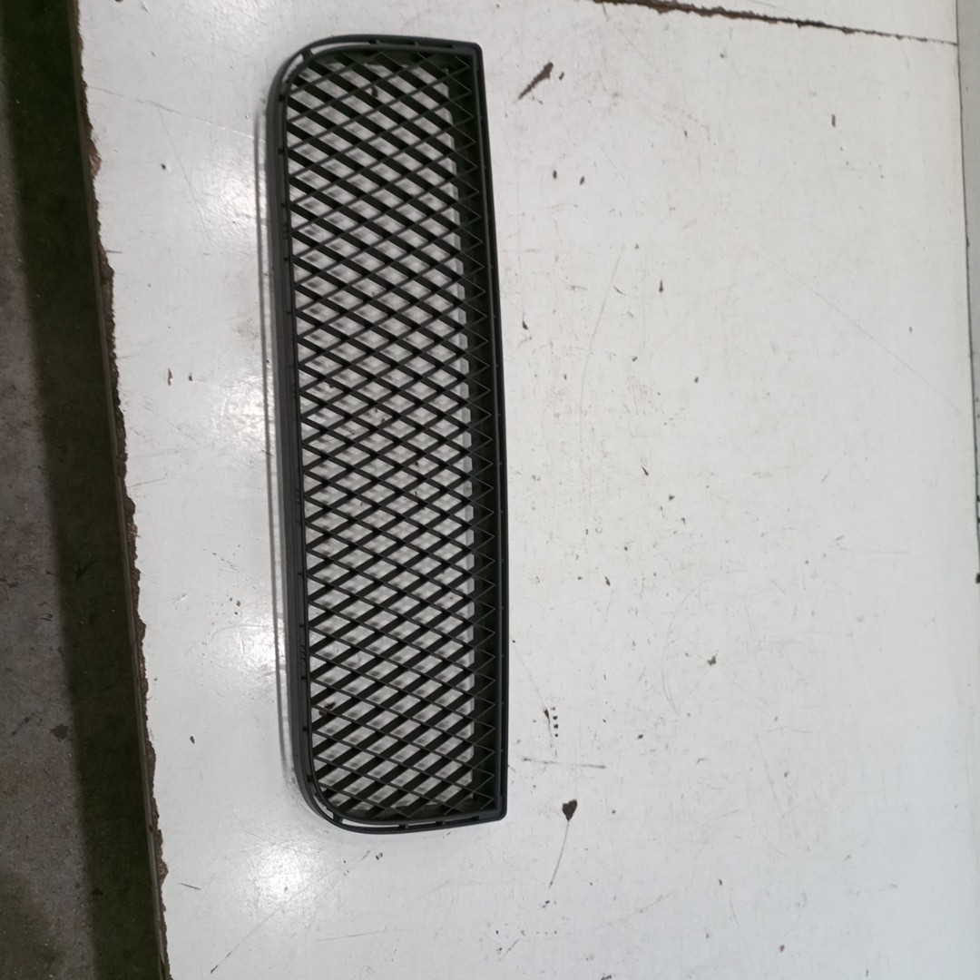 Grelha de para-choques - Motivauto