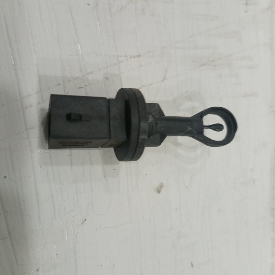 Sensor de temperatura AUDI - Motivauto