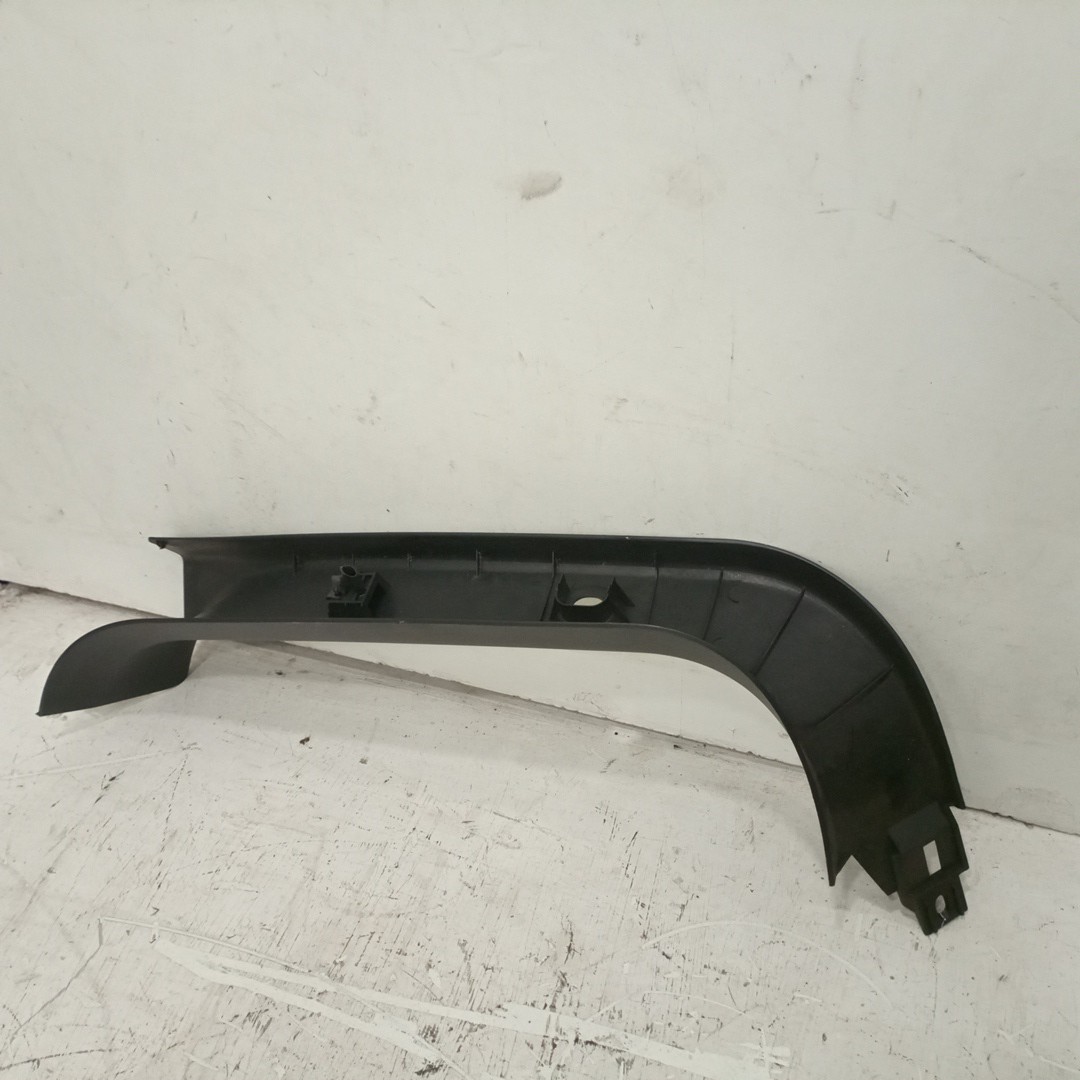 Acabamento de mala para MAZDA 3 três volumes (BK) | 99 - 09 - Motivauto