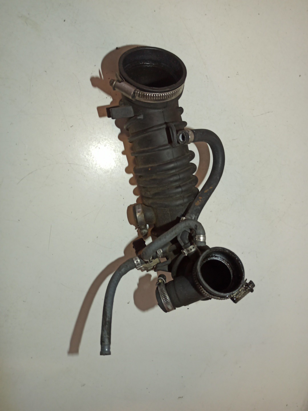 Tubo / Duto de admissão AUDI A4 Avant 06B133356 - Motivauto