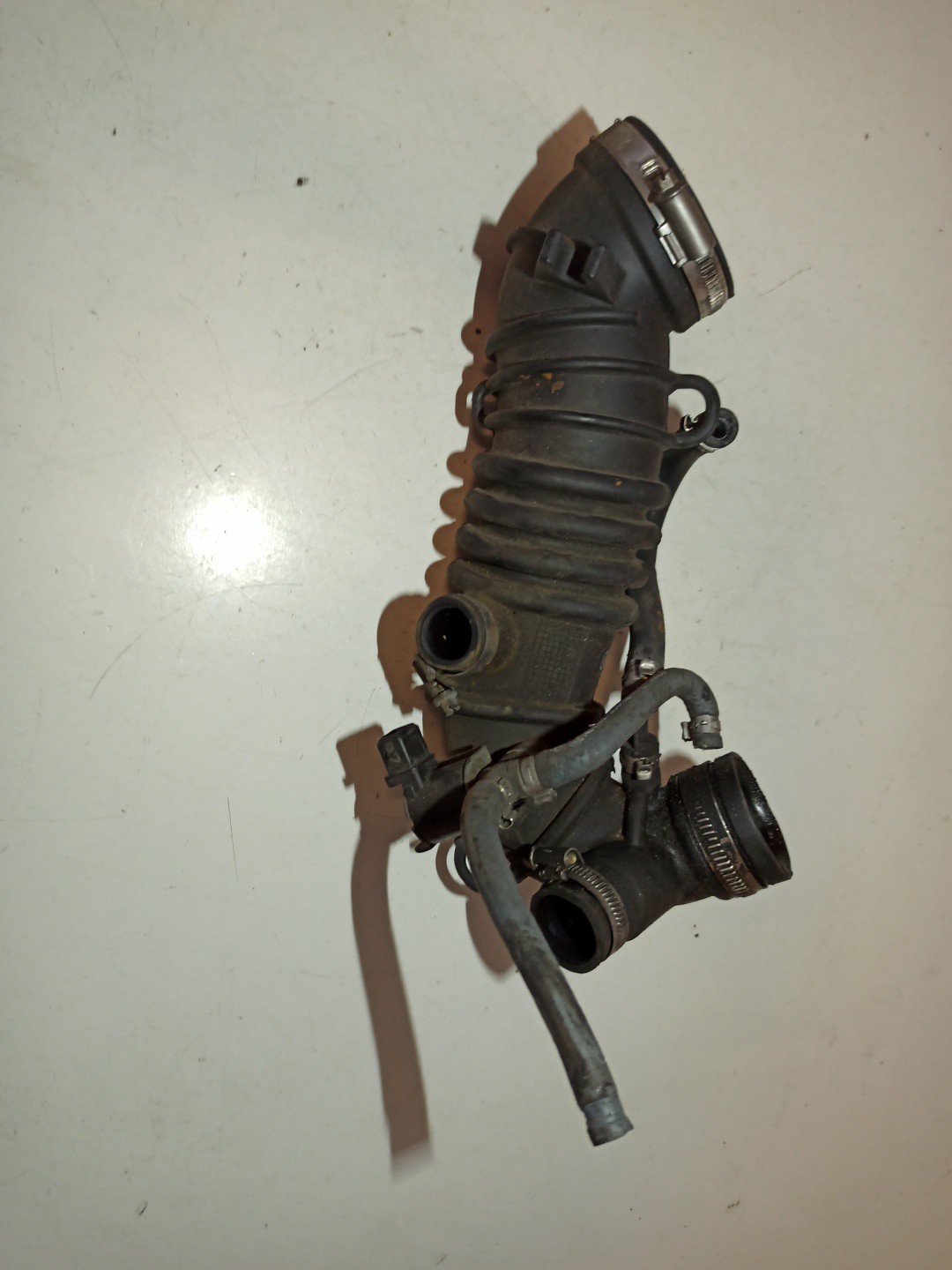 Tubo / Duto de admissão AUDI A4 Avant 06B133356 - Motivauto