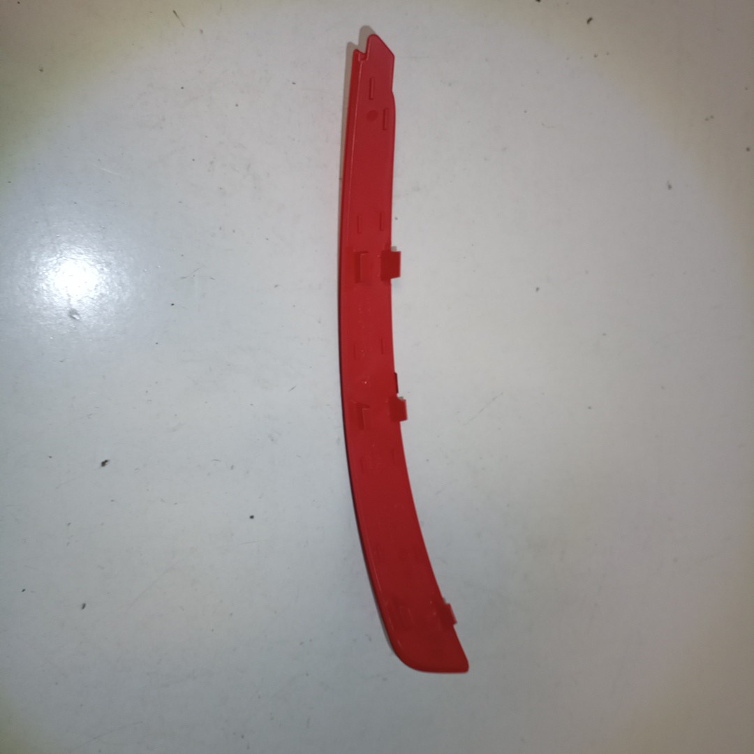 Refletor traseiro SKODA OCTAVIA III Combi 5E9945105 - Motivauto