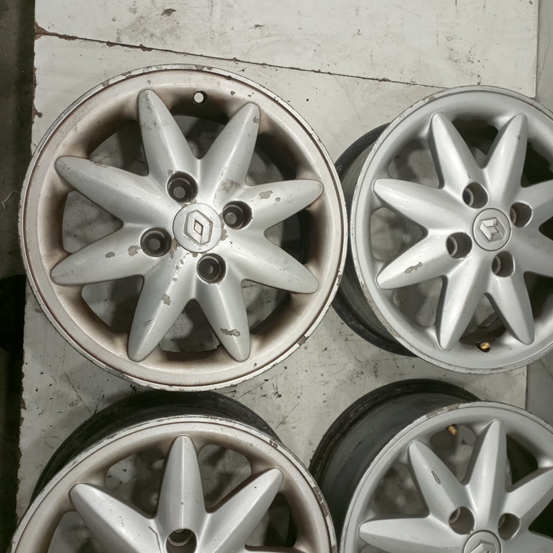 Conjunto de 4 jantes RENAULT CLIO II 5.5J R14 ET43 - Motivauto